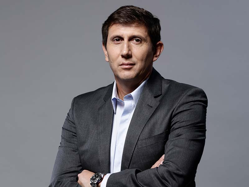 Contratar a Juan Pablo Varsky - Whatsapp: (54-9-1161373030)