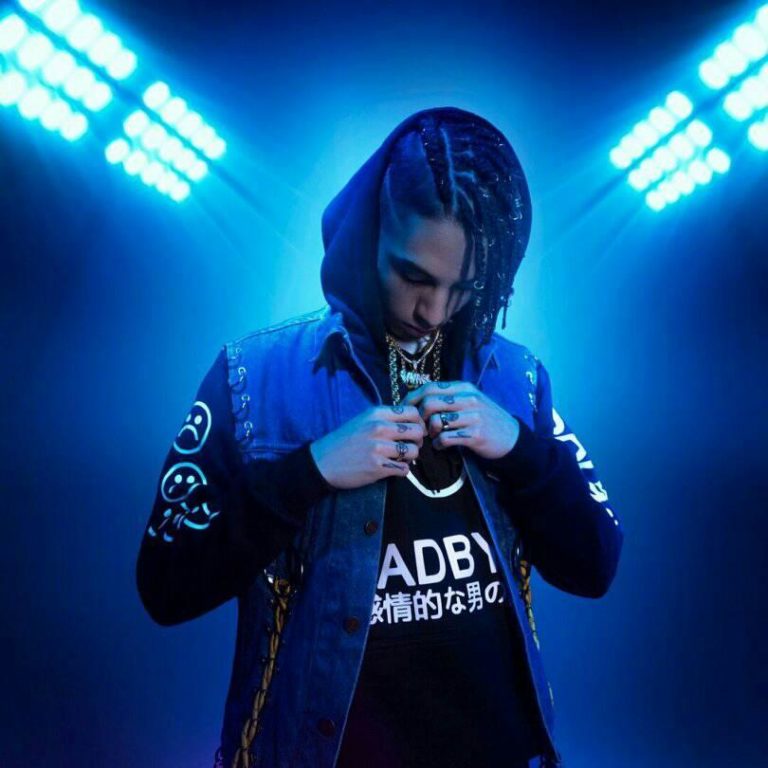 ¿Cómo podés hacer para contratar a Khea? Consulta acá